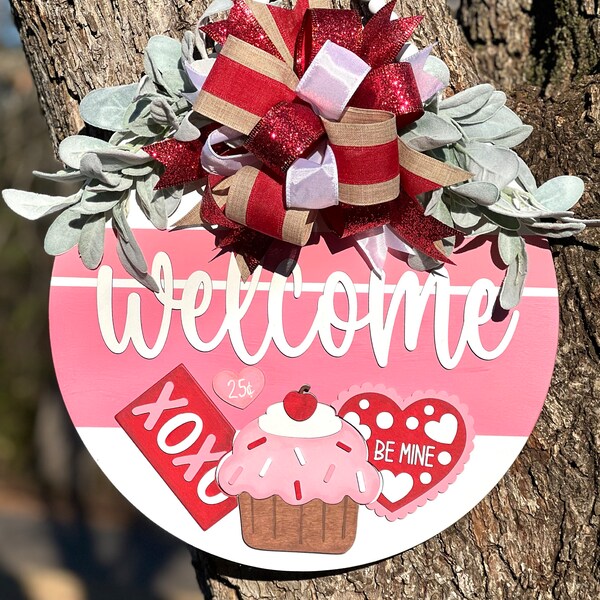 Valentines Day Welcome Sign SVG: Valentine Door Hanger SVG Laser Cut ...