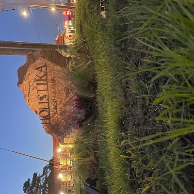 Personalized Custom Metal Villa Name Sign, Outdoor Metal Villa Sign ...