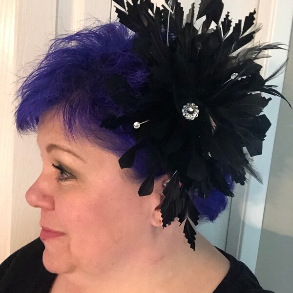 Dramatic Emerald Green Fascinator Headpiece for Races Ladies Day Derby ...