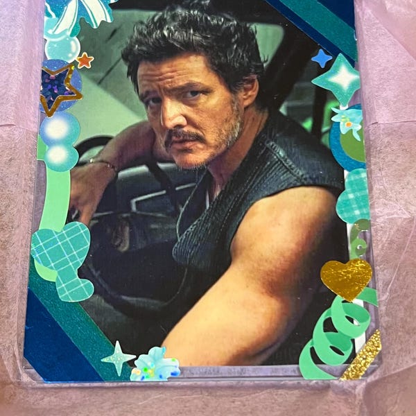 Pedro Pascal, Pedro Pascal Photocard, Pedro Pascal Toploader, K-pop ...