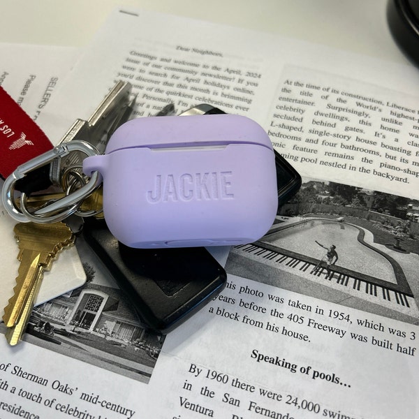 Customizable Silicone Airpods Pro 2 Case With Clip, Personalized Soft ...