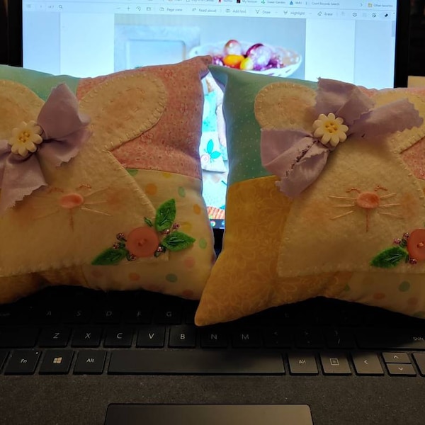 PDF Easter Bunny Egg Applique Pillow Sewing Pattern. Spring Pastel Felt ...