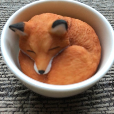 Miniature Red Fox Figurine Sleep in Teacup. Handmade Resin Teacup Fox ...