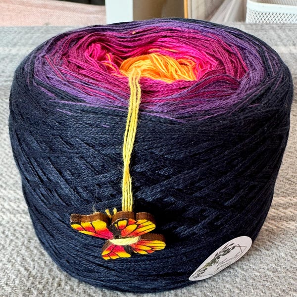 3 Ply, Gradient Cake Yarn, Ombre Yarn Cake, Color Change Yarn, Ombre ...
