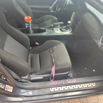 Kaws Inspired Peeker Vinyl Decal for Car Window, Laptop, Water Bottle ...