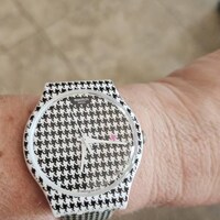 Swatch Watch How Majestic Queen Elizabeths 70 Year Jubilee Celebration ...