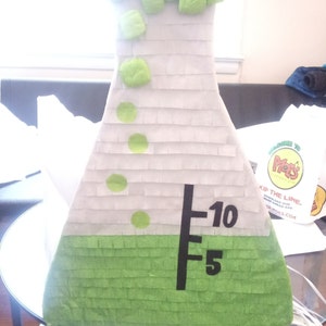 Science Beaker Pinata (custom Colors) - Etsy