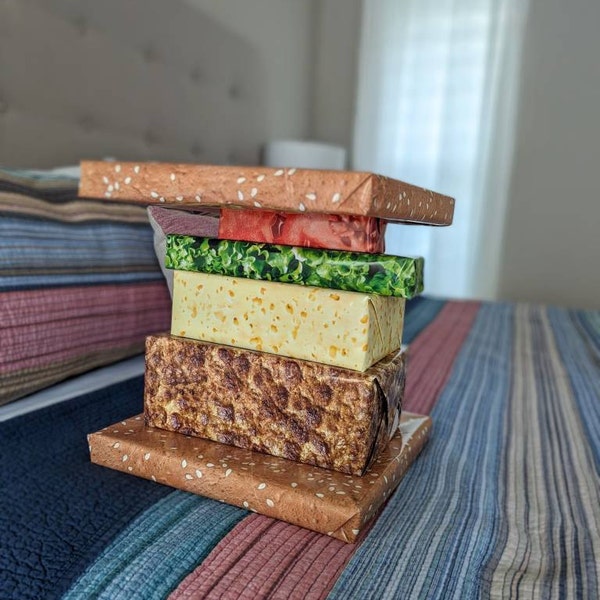 Cheeseburger Wrapping Paper Set | Funny Christmas / Birthday Gift Wrap ...