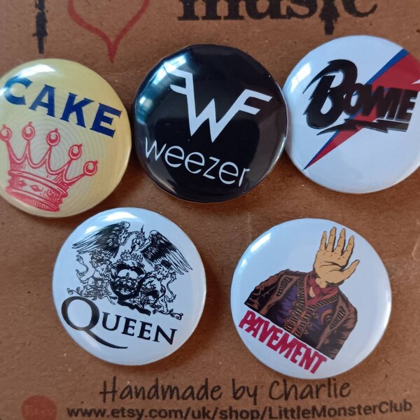GERARD WAY Badge Pack Pin Badges Buttons Stocking Filler Emo Badge ...