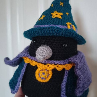 Wizard Crow, PDF Crochet Amigurumi Pattern, Blackbird, Raven, Stuffed ...