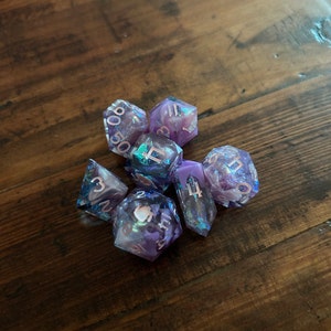 Sparkling Plum Chonk D20, Sharp Edge Polyhedral Dice Set, Dungeons and ...