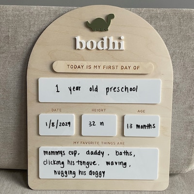 Wooden Daisy Flower Milestone Cards Custom Name Milestone Set Boho ...