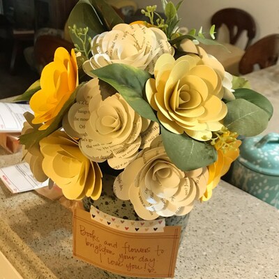 Custom Book and Color Rose Bouquet, Wedding Bouquet - Etsy