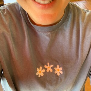 Comfort Colors Daisy Shirt, Embroidered Comfort Colors Shirt ...