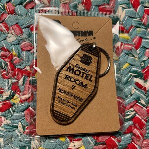 The Legend of Zelda triforce Custom Engraved LED - Etsy