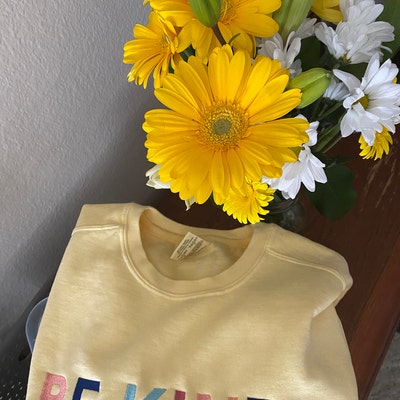 BE KIND Comfort Colors Light Yellow Crewneck Sweatshirt, Unisex Rainbow ...