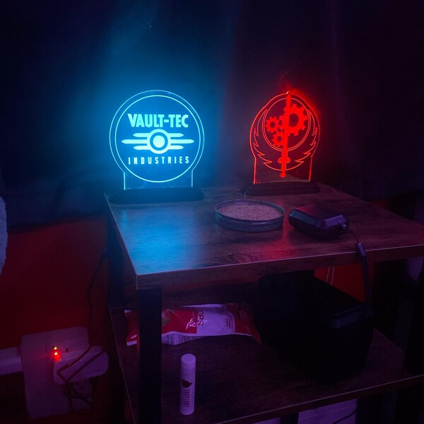 Engraved Light Sign | Wow | Horde, Alliance - Etsy