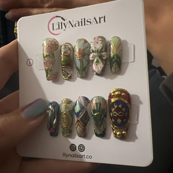 Vitrella Stained Glass Press-on Nails – 3D Gold Details, Floral Accents ...