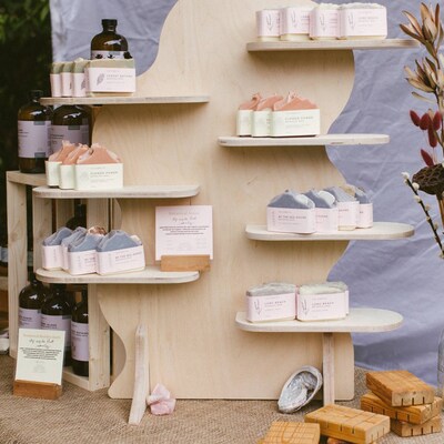 Asymmetrical Wavy Collapsible Stand, Retail Display, Market Display ...