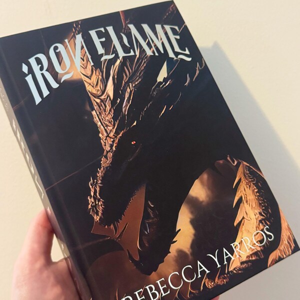 A Court of Thorns and Roses -ACOTAR Box Set With Custom Spray Edges ...