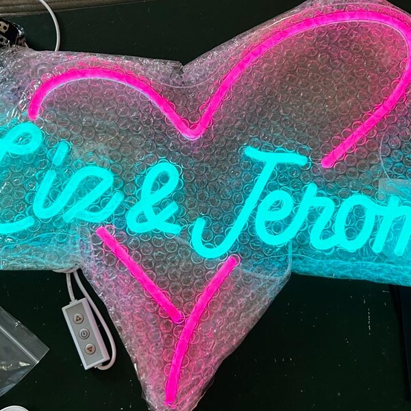 Minimalist Heart LED Neon Sign, Heart Home Decor, Custom Wedding Party ...
