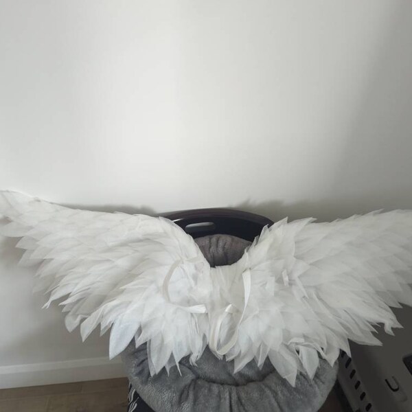 White Artistic Performance Angel Wings - Flexible and Movable for Dance ...