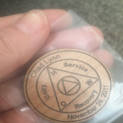 Personalized Wooden AA Anniversary Chip, Alcoholics Anonymous Birthday ...