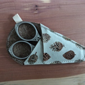 Squirrel Embroidery Scissors Cute Forest Animal Vintage Style Quilting ...