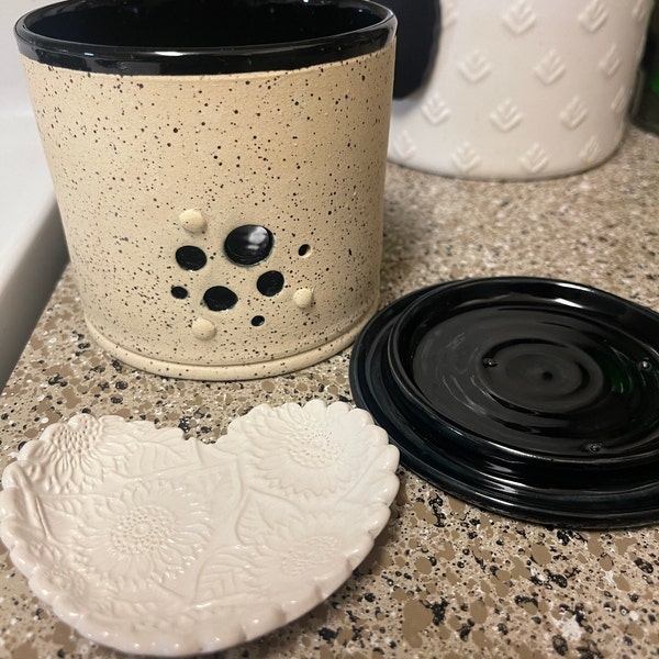 Handmade Horse Hair and Flash Fired Lidded Jar With Driftwood and ...