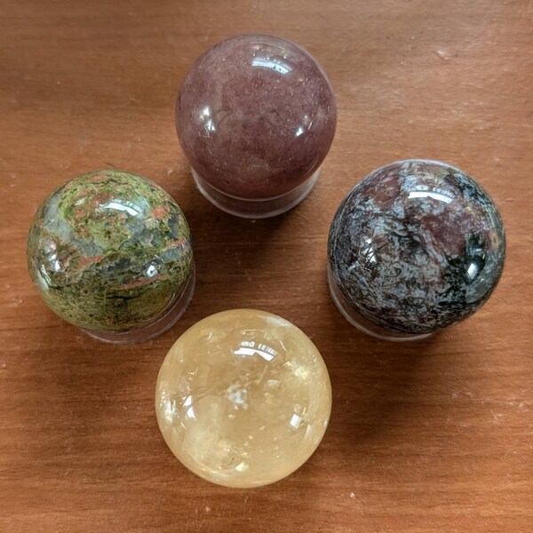 Fire Quartz Tumble / Red Hematoid / Chakra / Quartz / Rocks and ...