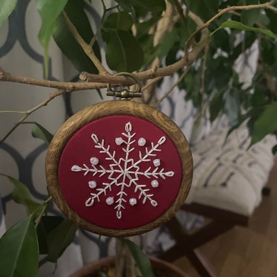 Five Snowflakes Christmas Embroidery Pattern Video Tutorial, Beginner Embroidery PDF Pattern ...