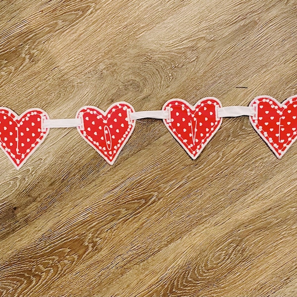 Love Heart Banner in the Hoop Banners Machine Embroidery Designs ...