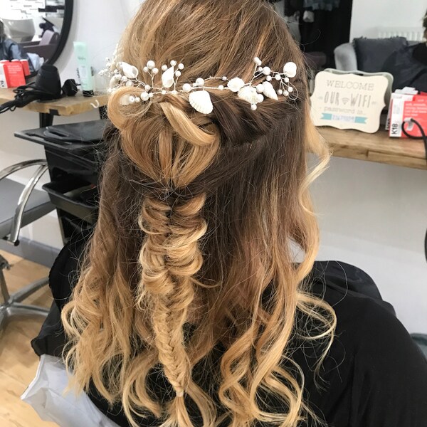 White Sea Shell Wedding Hair Vine Bridal | Beach Wedding Crown |boho ...