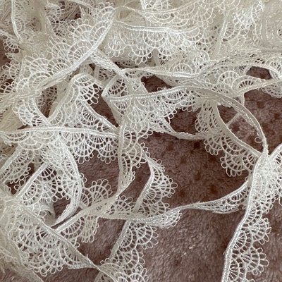 Narrow Lace Trim, off White Lace Trim, Venice Lace Trim, Guipure Venise ...