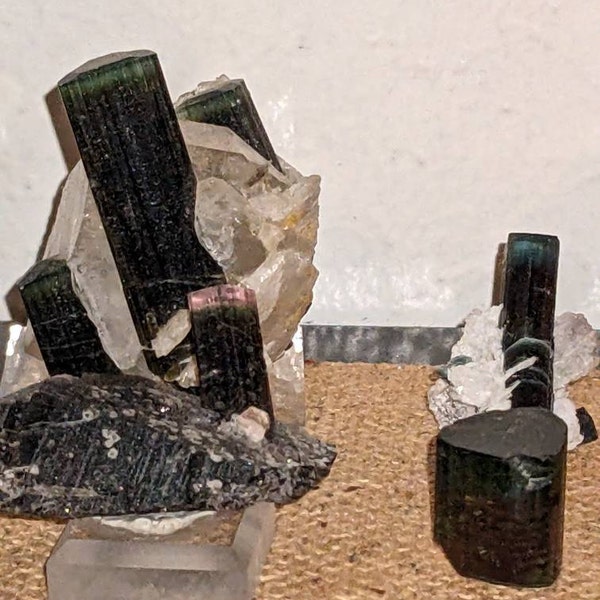 Unique Himalayan Quartz, Extra Glassy Over a Sparkly Chlorite Bed ...