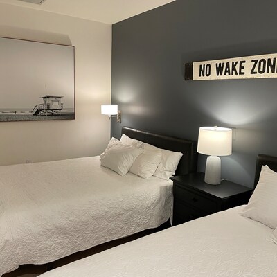 Large Boston Garden Rustic Wood Sign - Etsy