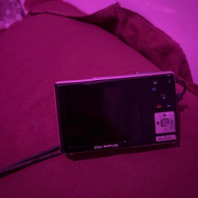 Samsung Digimax L60 Black 6.0MP Digital Compact Camera Working Full Set ...