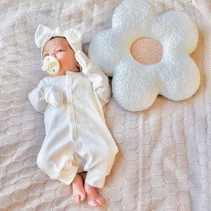 Green and White Daisy Flower Shaped Cushion Made With a Textured Boucle ...