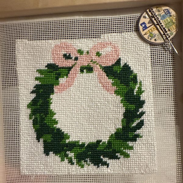 Christmas Wreath With Pink Bow Needlepoint Canvas - Etsy