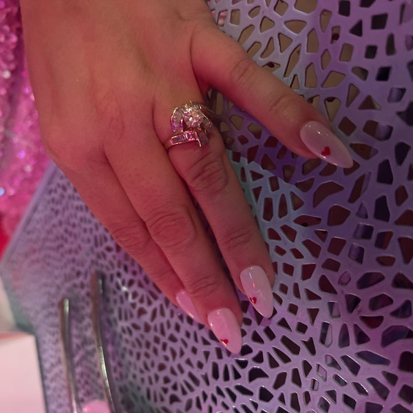 CLASSIC RED Apres Gel X Press on Nails Gold Nails Red Nails Classy ...