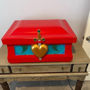 Snow White | Evil Queen | Heart Box | Movie Replica - Etsy