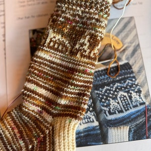 Bee Happy KIT Knitting Craft Kit Knit Your Own Bee Socks, All You Need ...