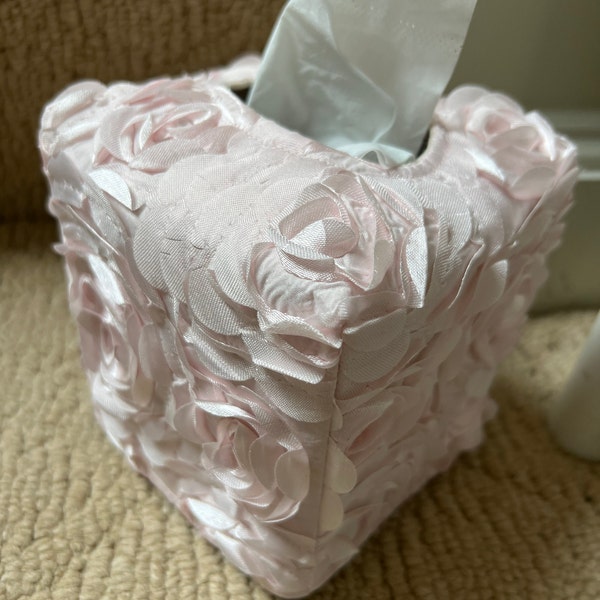 Tissue Box Cover, Pink Roses Tissue Cover, Bedroom or Bathoom Pink ...