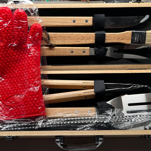 Grill Gift Set, BBQ Grilling Tools, Personalized BBQ Set, Barbecue Gift ...