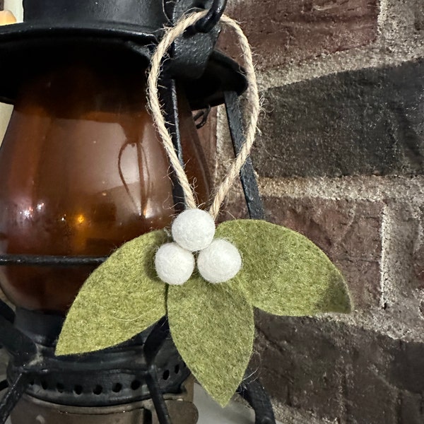 Peg Christmas Tree Decorations | Santa, Nutcracker & Snowman Holiday ...