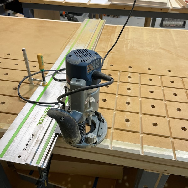 Bosch 1617 EVS Plunge Base Router Adapter for Makita Guide Rails 2.25HP ...