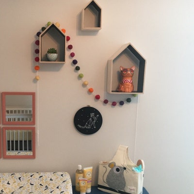 Contemporary Modern Felt and Yarn Ball Spring Wreath - Etsy