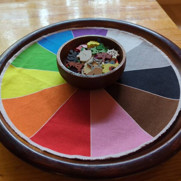 Color Sorting Fabric Circle - Classification of Montessori Color Box 2 ...