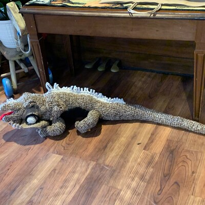 Guanzilla the Iguana Crochet Statue Pattern Only - Etsy