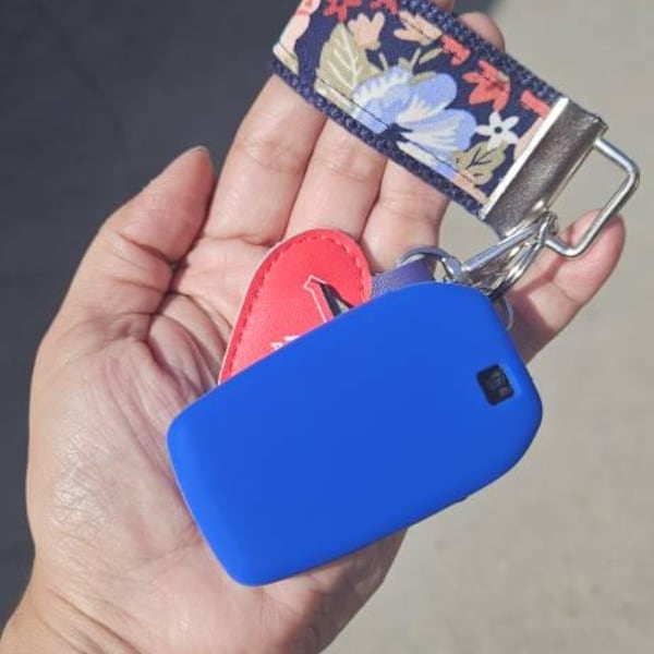 Blue Rose Print Floral Key Fob- Fabric Key Fob- Navy Key Fob- Blue ...